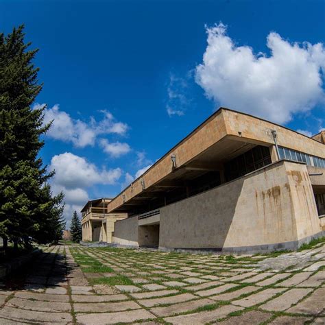 📌Աբովյան համայնքում մեկնարկել են ճանապարհների բարեկարգման աշխատանքները Համայնքի ղեկավար Էդուարդ