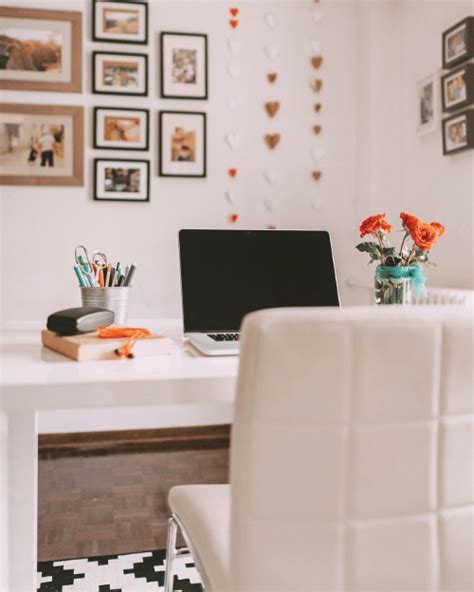 25 Stunning Aesthetic Desk Ideas To Inspire You Now Aesther Living