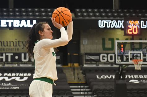Uvu Womens Basketball Kicks Off 2021 22 Season By Rolling Past Park