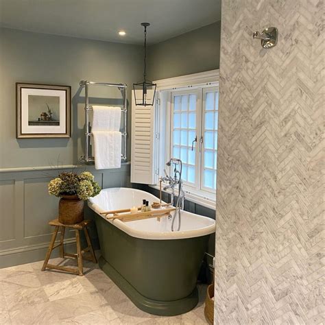 21 Serene And Luxurious Bathtub In Front Of Window Ideas