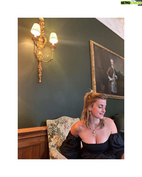 Emma Appleton Wiki Biography Age Gallery Spouse And More