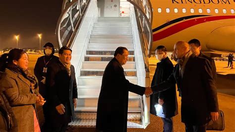 សម្ដេចតេជោ ហ៊ុន សែន អញ្ជើញដឹកនាំគណៈប្រតិភូចាកចេញពីទីក្រុងប៉ារីស ឆ្ពោះទៅកាន់ទីក្រុងព្រុចស៊ែល Tnaot