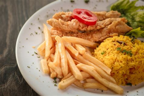 무료 이미지 식사 소스 레스토랑 플레이트 맛있는 맛좋은 공식 만찬 식도락가 요리 식품 쌀 감자 튀김 치킨 폴로 상추 토마토 2880x1920