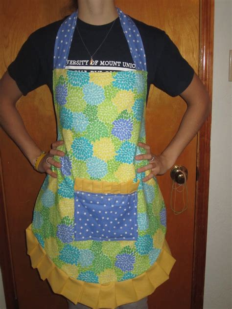 DIY Apron I Really Need To Make One Diy And Crafts Sewing Crafts To Make Sewing Projects