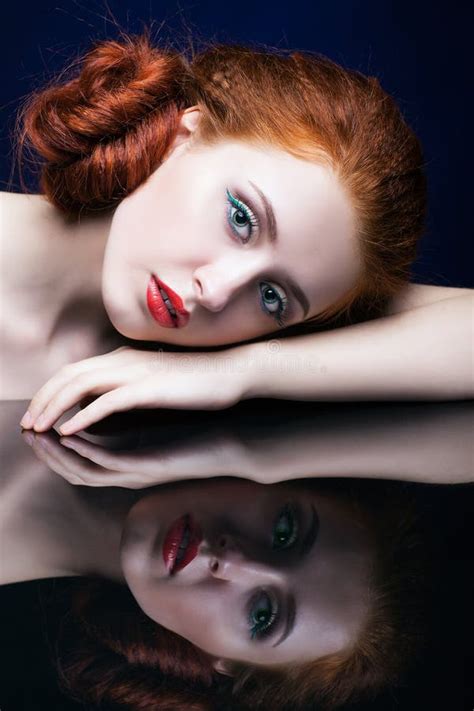 Beautiful Dumpy Frog In Reflection Stock Image Image Of Beautiful Jungle 103730797