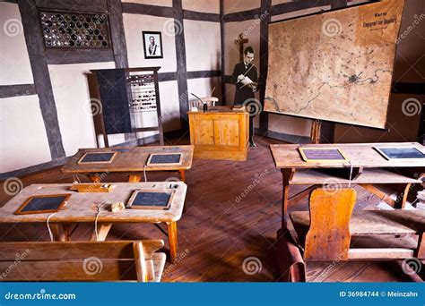 Gammalt Klassrum Redaktionell Fotografering För Bildbyråer Bild Av Förfluten 36984744