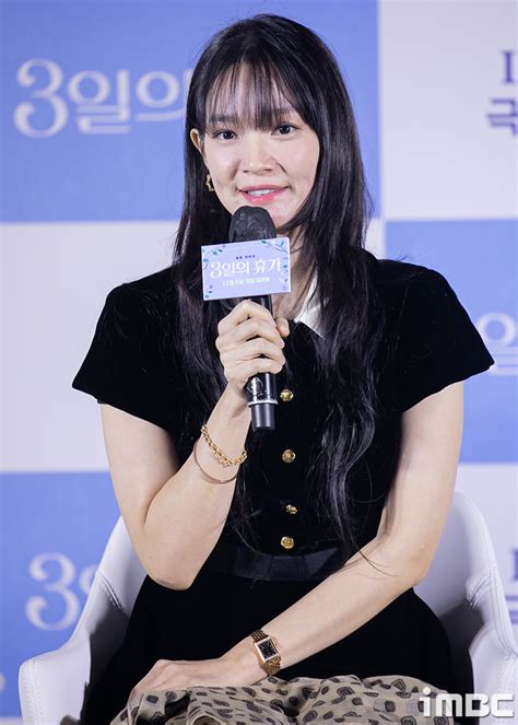 [포토] 신민아 영화로 인사드려요