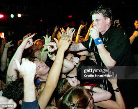 Taproot In Concert Photos And Premium High Res Pictures Getty Images