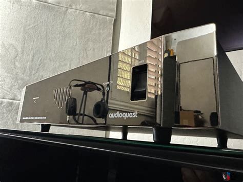 Audioquest Niagara 3000 Power Noise Suppression Conditioner Photo