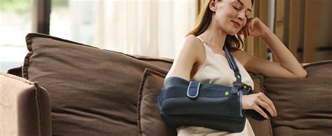 Velpeau Shoulder Abduction Sling With Two Removable Pillows
