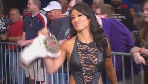 Gail Kim Scrolller
