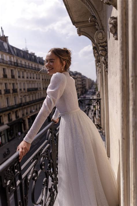 דולי Dolly שרית כהן השכרת שמלות ביום של התחלה חדשה בתקופה ככ מאתגרת ולא פשוטה אברך אתכם כל