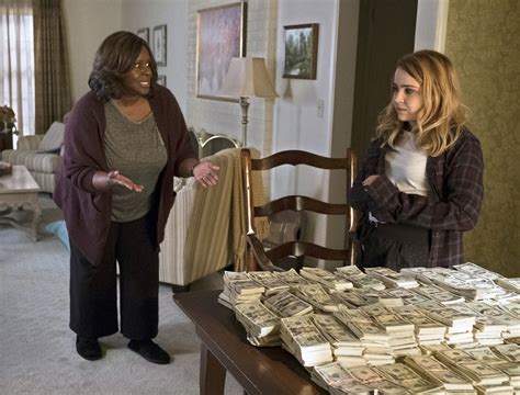 The Good Girls Cast On The Shows Timely Message Of Female Empowerment