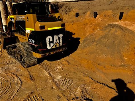 Pin On Floating Form Monster Trucks Floating Vehicles