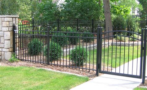 30 Stunning Front Yard Fence Ideas To Transform Your Home 2026