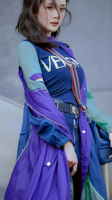 ปักพินโดย Anya Viboonphong ใน Asian Beauties