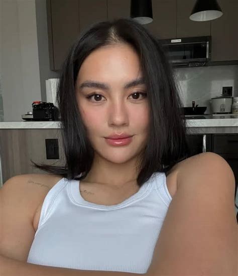 Biodata Dan Profil Agnez Mo Dari Artis Cilik Hingga Go International
