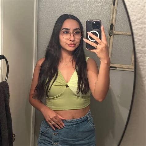 Danitza Gomez Danitzagomez • Threads Say More