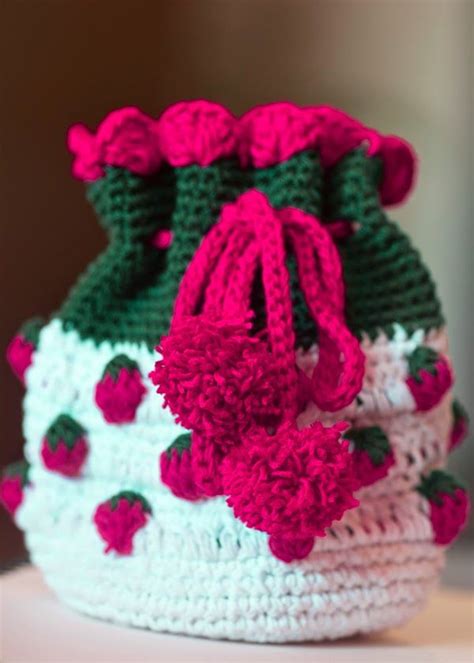 Любимая вышивка и вязание Клубничный узор крючком Uncinetto Con Le Perline Uncinetto Punto