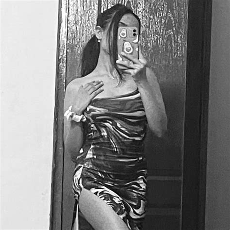 Priyamishrraa On Threads