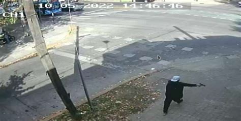 Rosario Un Jefe De Los Monos Fue Acusado Por Balear Una Oficina