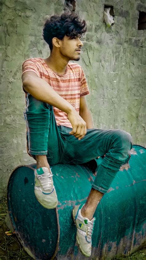 pin by prince hashtag on shahzaib hassan fashion style 80s