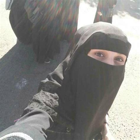 بنت اب ساكنه في عدن On Twitter صباح الخير