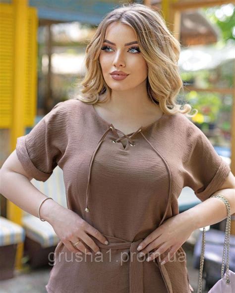 Купити Брючний костюм жіночий весна літо В комплекті Штани жіночі та блузка ціна 790 ₴ Prom