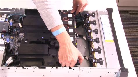 Lenovo Thinksystem Sr665 Removing An Intrusion Switch Youtube