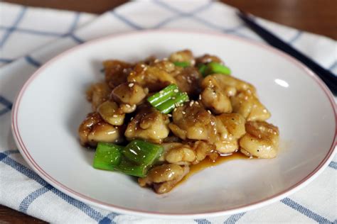 누구나 좋아하는 닭다리살 데리야끼 구이