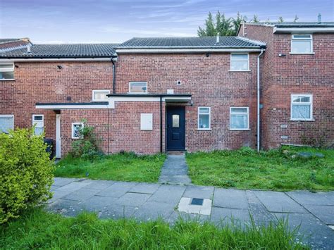3 Bed Terraced House For Sale In Wedgewood Road Luton Lu4 Zoopla