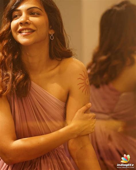 Madonna Sebastian Photos Tamil Actress Photos Images Gallery