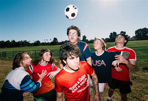 The Sophs 2025 Membagikan Single Baru Dan Video ‘im Your Fiend