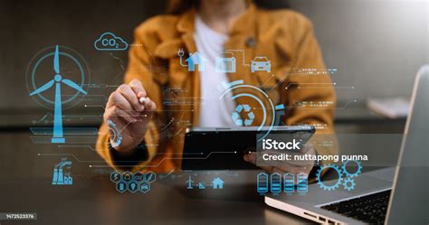 아이콘으로 Co2 개념을 줄이고 녹색 공장 재활용 및 이산화탄소 배출 제로와 같은 지구 온난화를 줄이는 사업 사무실에서 Vr 아이콘으로 사용 감소에 대한 스톡 사진 및 기타