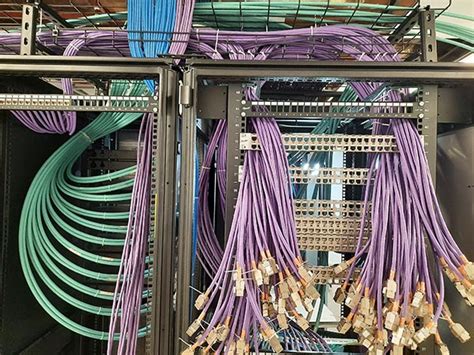 دیتاسنتر سازمان فضایی ایران پروژه های فیبر نوری فرابرد سامانه پایدار