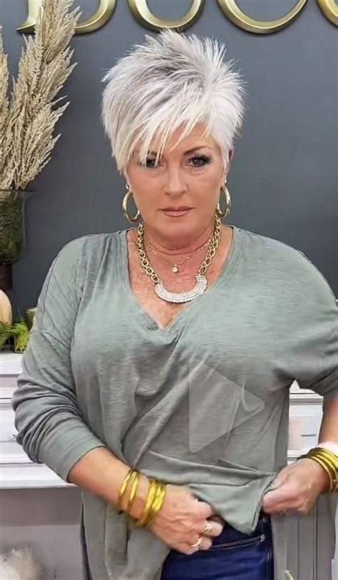 22 Edgy Hairstyles For Women Who Want A Young And Mod Look Short