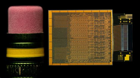 Intel Demoes Cutting Edge Optical Io Chiplet For Ai Supercomputing