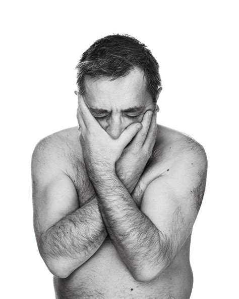 Портрет человека с нагим торсом Стоковое Изображение изображение насчитывающей тучно владение