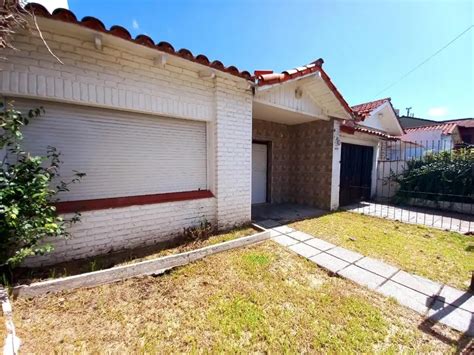 Venta Casa 2 Dormitorios 180m2 Bouchard 5800 El Progreso Mar Del