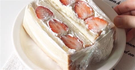 딸기 샌드위치 만들기