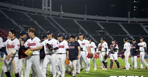 롯데가 놓치는 한 끗 그리고 5강 싸움 3점차 이내 승률 0 452