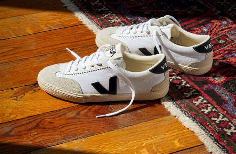Ce Modèle De Sneakers Culte De Veja Fait Son Grand Retour En 2024