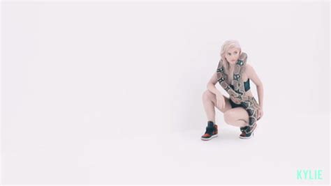 Kylie Jenner Oozes Sex Appeal In Scorching Hot Bod Parade Daily Star