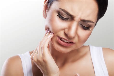 Tooth Sensitivity Symptoms And Treatment Best Dentist In Toronto