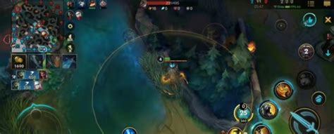 英雄联盟手游：狮子狗打野怕反蹲，先找优势中路开f4或者石甲虫 英雄联盟手游 小米游戏中心