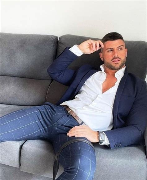 Pin By Juan Carlos On MODA MASCULINA Men In Tight Pants Bearded Men Hot Well Dressed Men