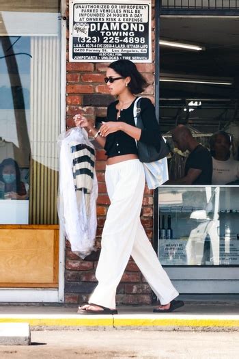 Laura Harrier Feet Aznudefeet