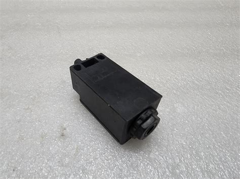 Rittal Sz2586 Limit Switch