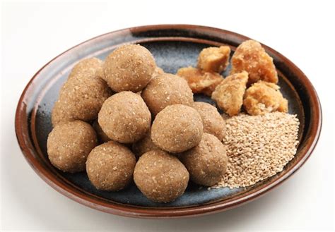 2 000 Tilgul Pictures