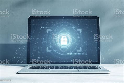 콘크리트 벽 배경에 빛나는 자물쇠 인터페이스가 있는 노트북을 닫습니다 안전 보안 및 보호 개념입니다 3d 렌더링 3차원 형태에 대한 스톡 사진 및 기타 이미지 Istock